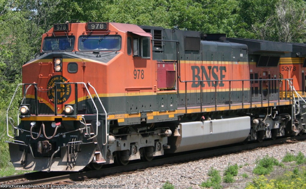 BNSF 978